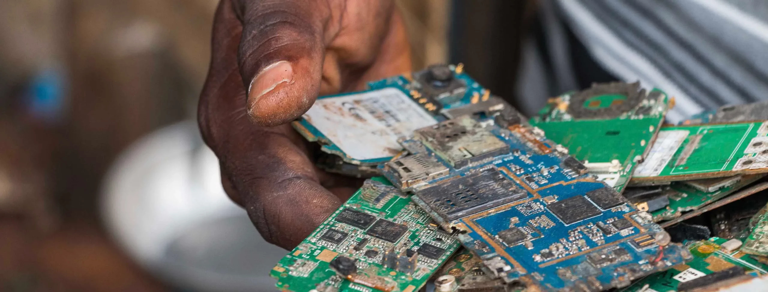 Research spotlight: Studying the end of the tin life cycle - Fairphone